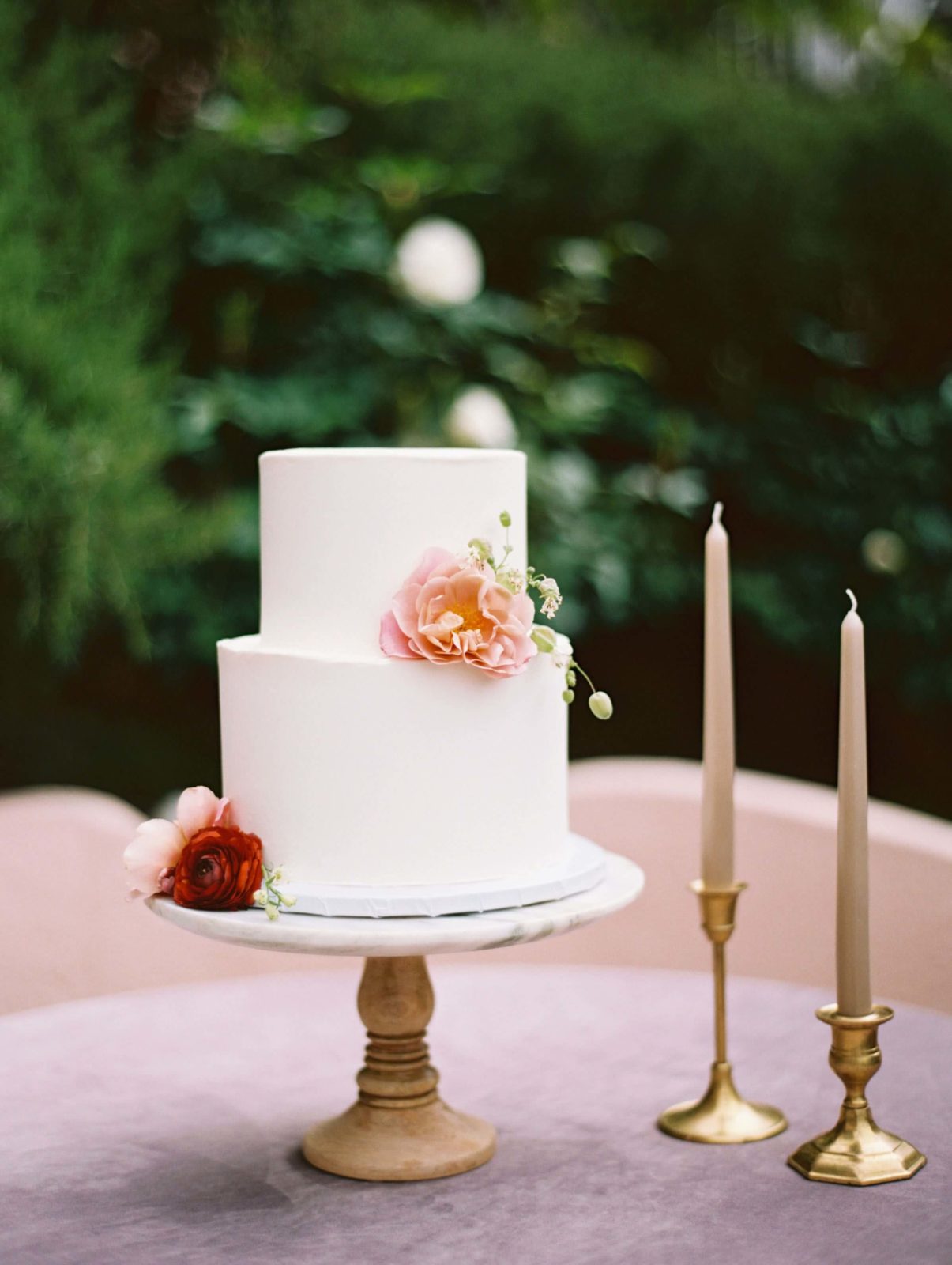 Weddings in San Diego on the Beach | La Valencia | SISTI & CO.